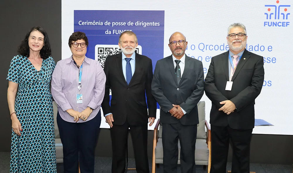 Novos dirigentes da Funcef tomam posse em Brasília | APACEF